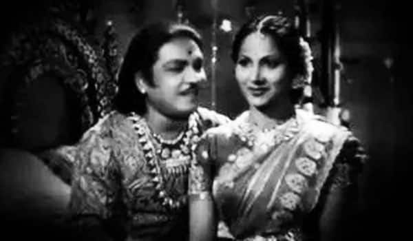 பிளாஷ்பேக் : முதன் முதலாக 3 வேடங்களில் நடித்த சின்னப்பா - PU Chinnappa ...