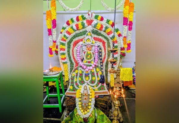 கம்பம் கவுமாரியம்மன் கோயில் திருவிழா கோலாகலம் விடிய விடிய அக்னி சட்டி ...