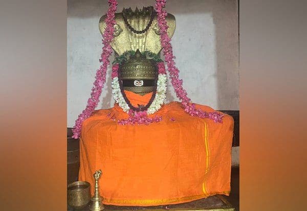 புத்தேரி கோவிலில் பிரதோஷ வழிபாடு