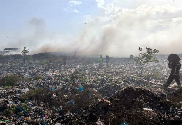 நகராட்சி குப்பைக் கிடங்கில் பரவிய தீயால் புகை மூட்டம்