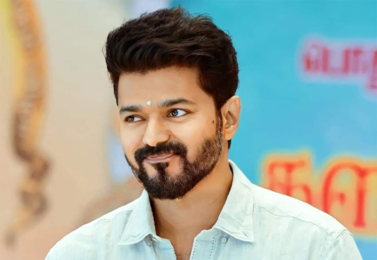 தளபதி விஜய்: அரசே தந்தது பட்டம்